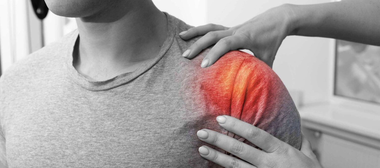 Douleur à l'épaule suite à un choc : est-ce une fracture ? | Dr ...